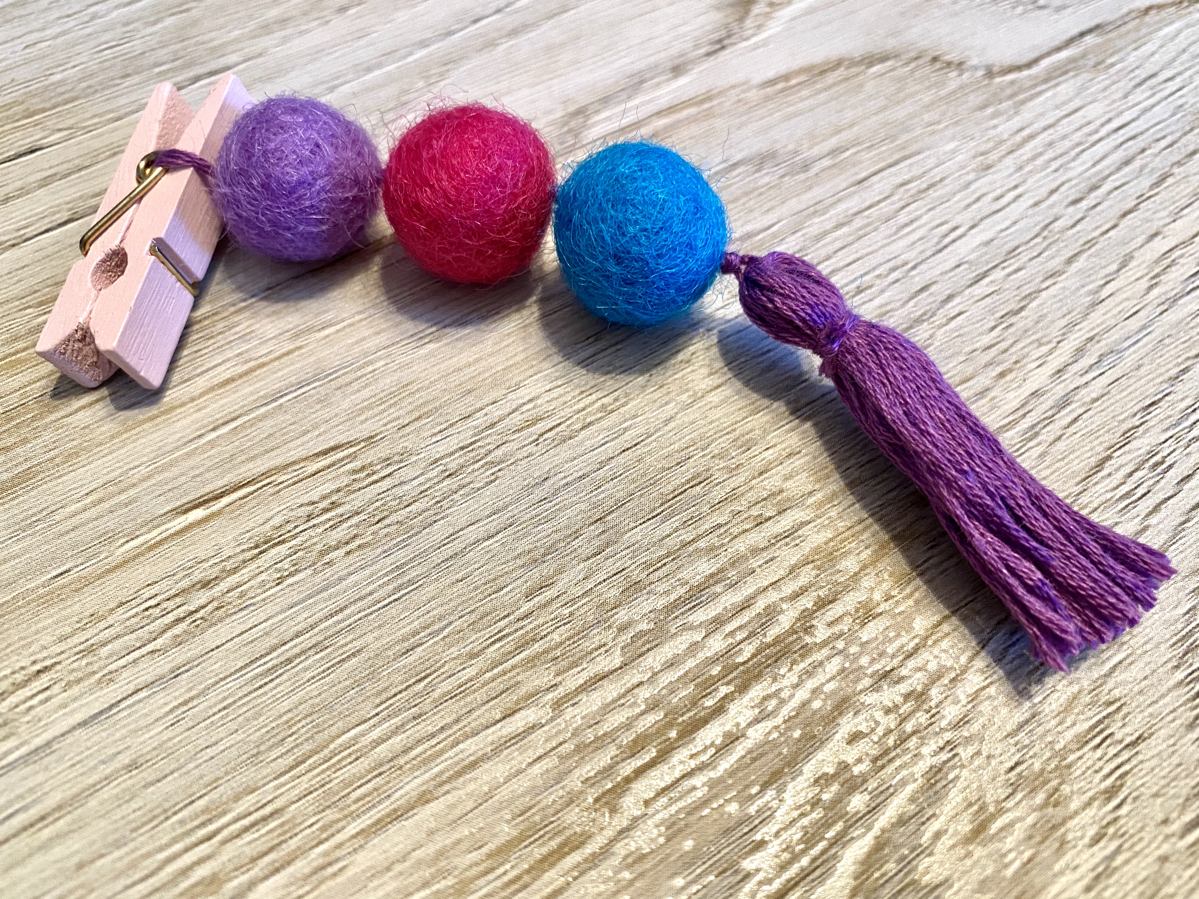DIY Wool Ball Essential Oil Car Diffuser32 – Unplanned Whimsy